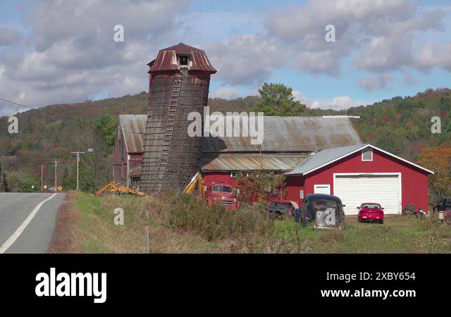 Red barn stowe vermont Stock Videos & Footage - HD and 4K Video Clips ...