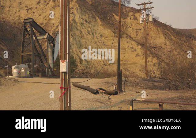 Utility pole failure Stock Videos & Footage - HD and 4K Video Clips - Alamy