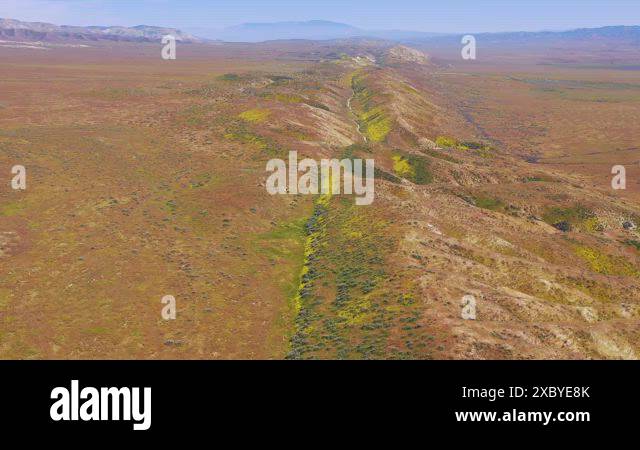 Earthquake faultline Stock Videos & Footage - HD and 4K Video Clips - Alamy