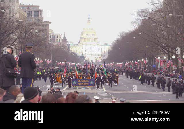 The Marine Corps marching band walks through Washington DC during the ...