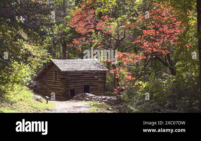 2022 - old one room settler pioneer frontier cabin in the Shenandoah ...