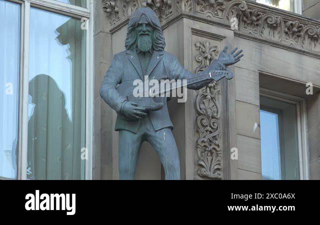 George harrison statue liverpool Stock Videos & Footage - HD and 4K ...