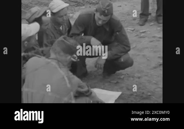 1951 - US Army Colonel Kinney, US Marine Colonel Murray and ROK Lt. Col ...