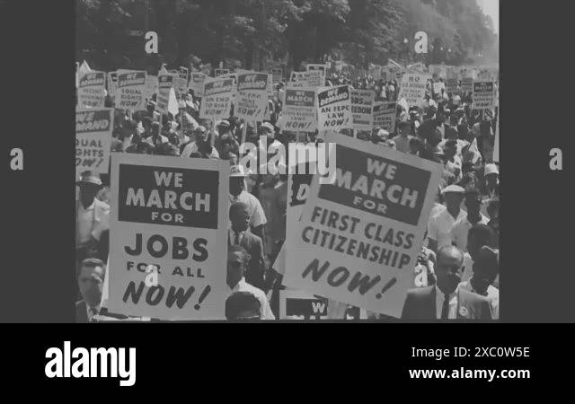 1963 - Marchers are shown as well as the Washington Monument and singer ...