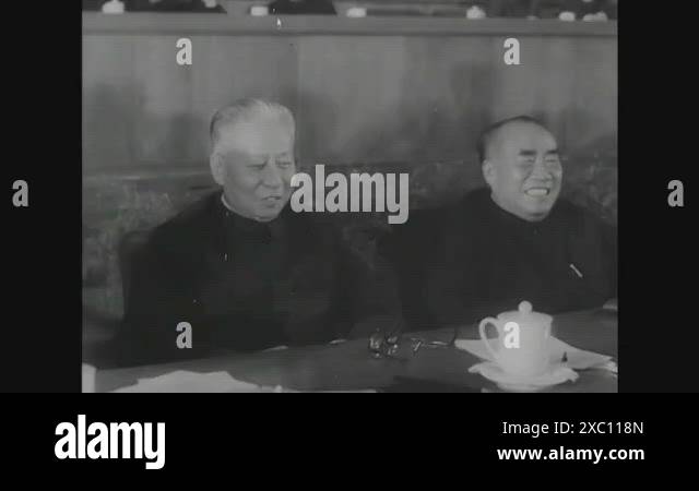 1965 - Chairman Mao meets with former Chinese president Liu Shaoqi ...
