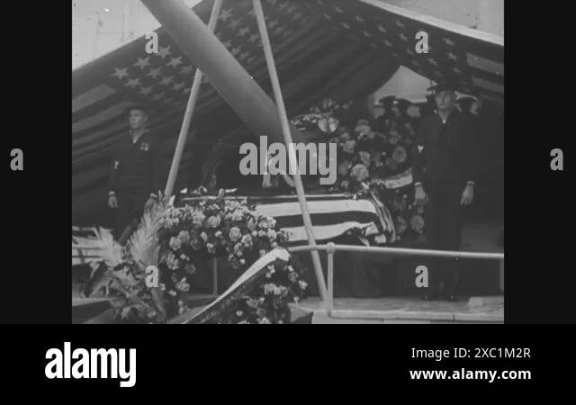 1940s - The Page Cavanaugh trio begins a jazzy song about Goldilocks ...