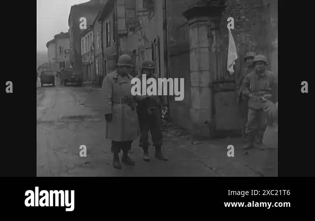 1944 - American soldiers leave Fort Joan of Arc after capturing it from ...