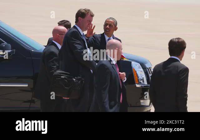 President limousine Stock Videos & Footage - HD and 4K Video Clips - Alamy