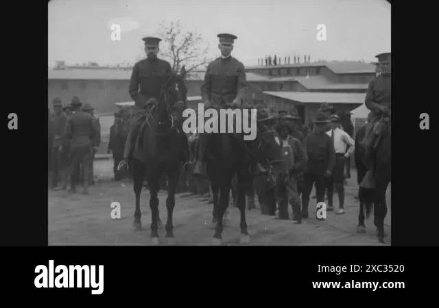 Secretary of War Baker and Colonel Cornelius Vanderbilt dedicate ...