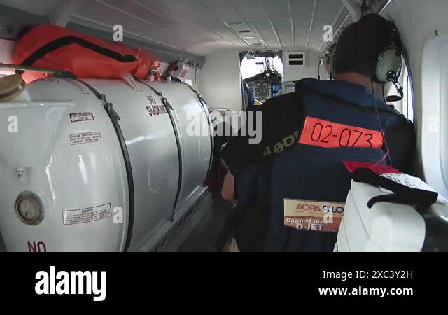 2010 - NOAA Fisheries scientists survey the oil spill and marine ...