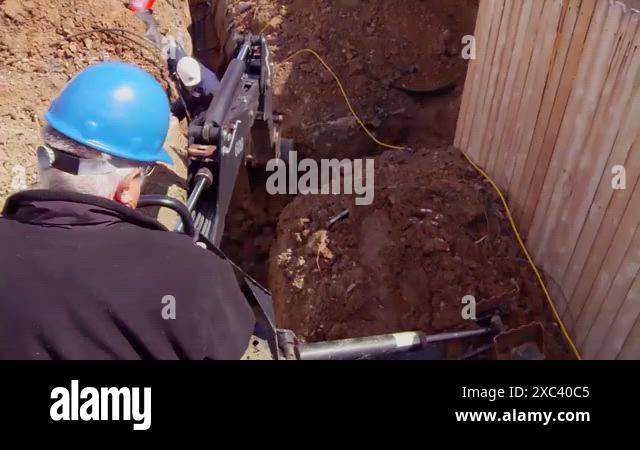 Dig a trench Stock Videos & Footage - HD and 4K Video Clips - Alamy