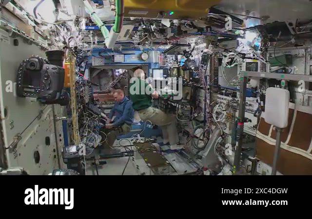 Weightlessness and astronauts inside the International Space Station ...