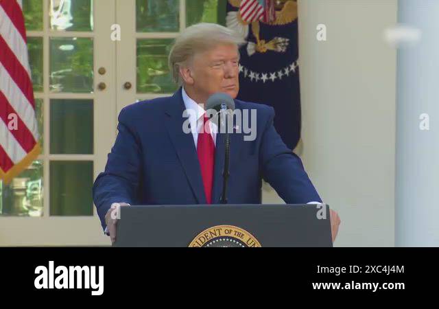 President donald trump press briefing Stock Videos & Footage - HD and ...