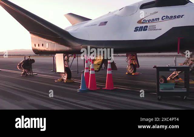 Sierra Nevada Corporation’s Dream Chaser completes a captive carry test ...