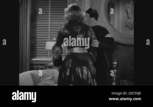 1936 - In this comedy movie, a rich woman (Carole Lombard) has a breakdown and her mother gets a ...