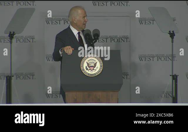 2016 Vice President Joe Biden and cadets at West Point Military Academy ...
