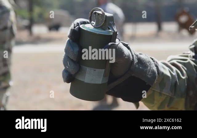 2021 U.S. Army 174th Infantry Brigade soldiers conduct a training ...