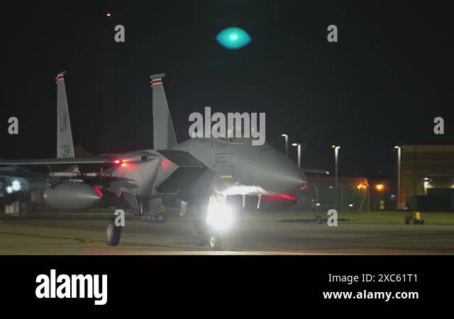 2021 48th Fighter Wing jet fighters taxi and park after conducting ...