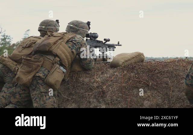 2020 U.S. Marines supervised live fire military machine gun training ...