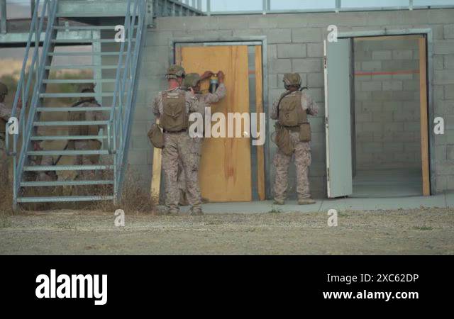 Breaching door tactics Stock Videos & Footage - HD and 4K Video Clips ...