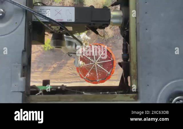 2022 Soldiers 36th Combat Aviation Brigade fight wildfires, using UH-60 ...