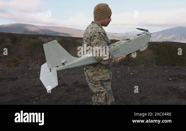 2023 U.S. Marines prepare an RQ-20B Puma fixed-wing unmanned aerial ...