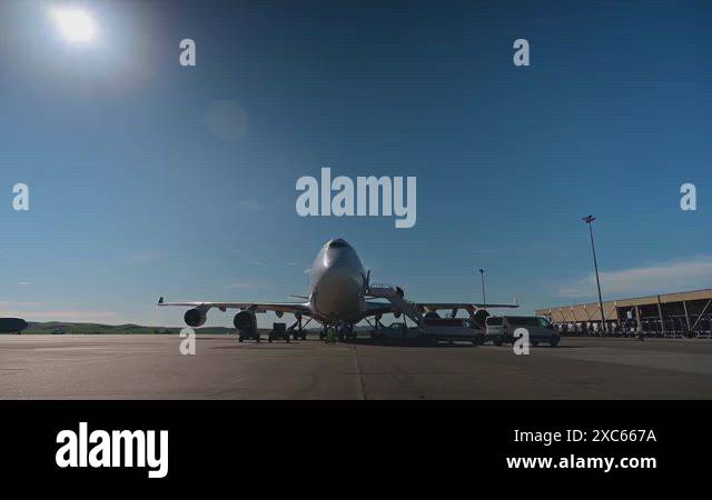 Travis Air Force Base, CA 01/22/2022 U.S. Air Force 60th Aerial Port ...