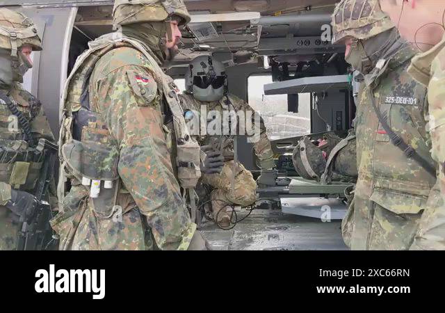 Medevac operations Stock Videos & Footage - HD and 4K Video Clips - Alamy