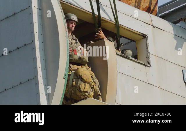 Fort Moore, GA. 08-22-2023 U.S. Army Airborne soldiers practice ...
