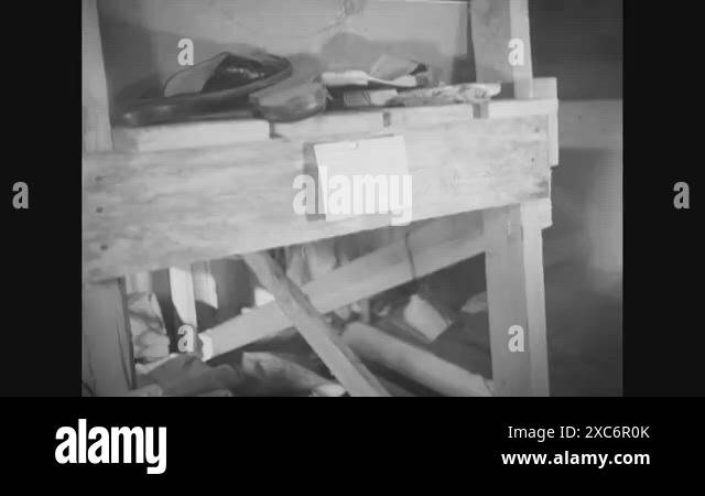 1945 - Bunk beds in the POW camp of German generals with the belongings ...