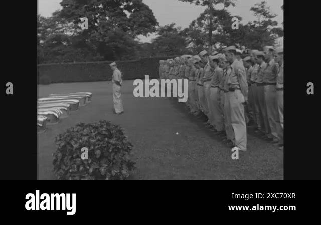 1945 - Scenes during a funeral service at the American military ...