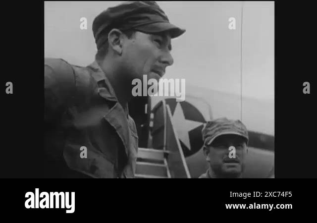 1950s - Errol Flynn self-parodies himself while entertaining soldiers ...
