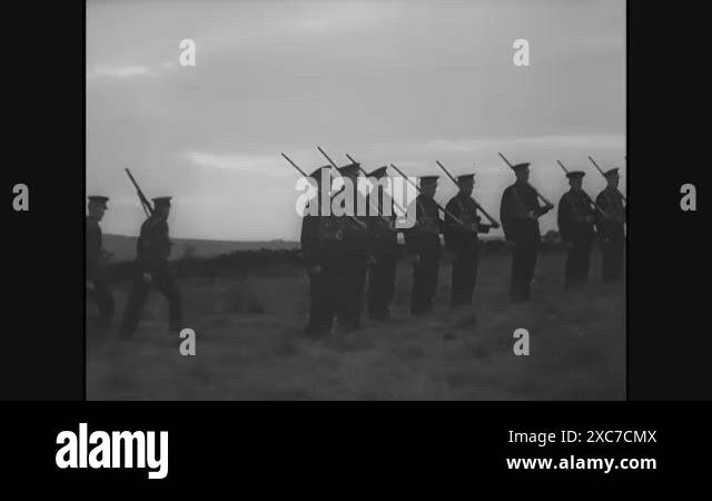 IRELAND - 1940 - New Irish police recruits march up to a rifle range ...