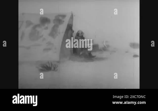 NORTH AFRICA - 1942 - Luftwaffe Stuka bombers fly over and attack ...