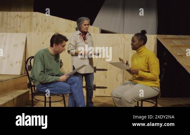 Female actors on stage Stock Videos & Footage - HD and 4K Video Clips ...
