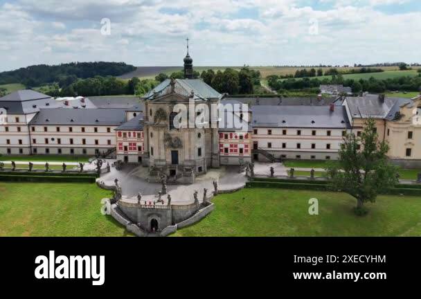 Hospital kuks Stock Videos & Footage - HD and 4K Video Clips - Alamy