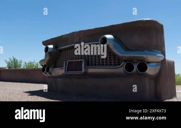 Route 66 sculpture Stock Videos & Footage - HD and 4K Video Clips - Alamy