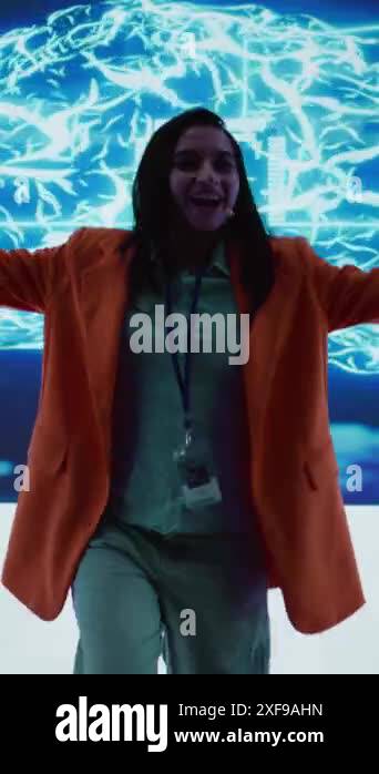 Vertical video Speaker talking with world leading technology experts ...