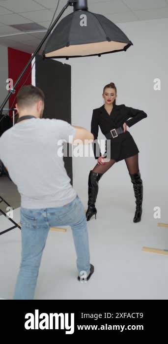 Assertive pose Stock Videos & Footage - HD and 4K Video Clips - Alamy