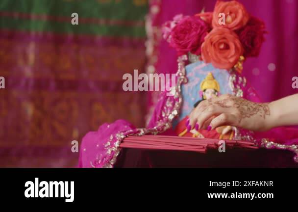 Gauri festival Stock Videos & Footage - HD and 4K Video Clips - Alamy