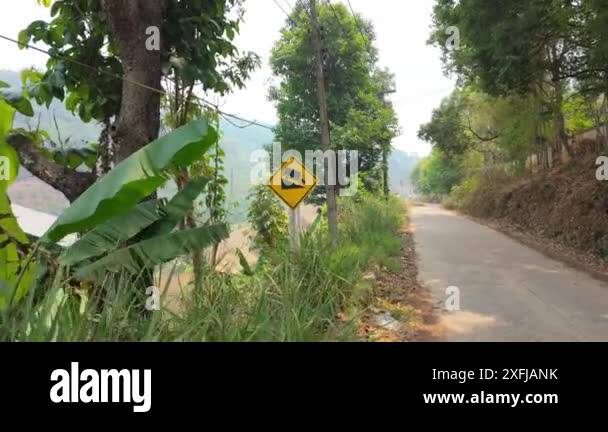 Arrow stands Stock Videos & Footage - HD and 4K Video Clips - Alamy