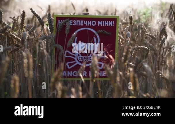 Mines sign Stock Videos & Footage - HD and 4K Video Clips - Alamy