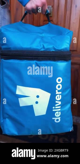 Deliveroo food box Stock Videos & Footage - HD and 4K Video Clips - Alamy