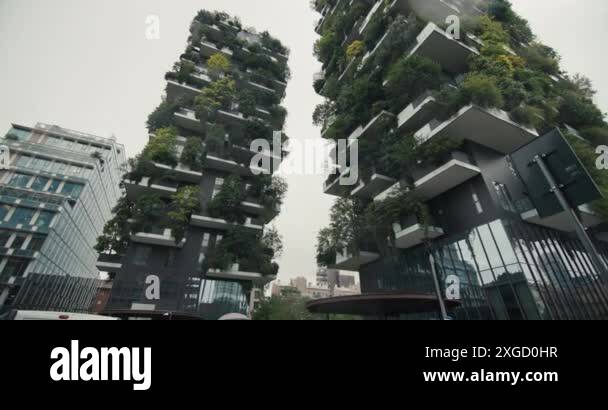 Living in milan Stock Videos & Footage - HD and 4K Video Clips - Alamy