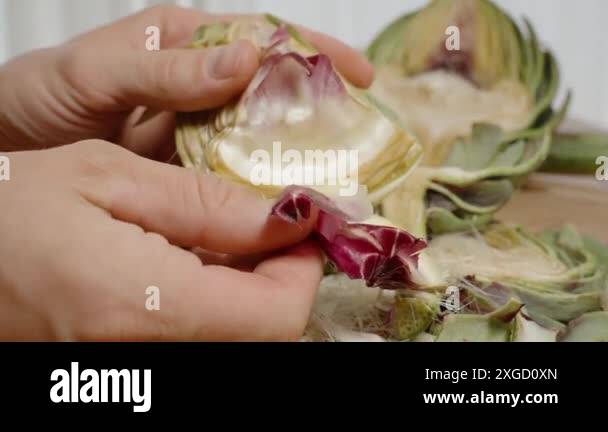 Petals cut Stock Videos & Footage - HD and 4K Video Clips - Alamy