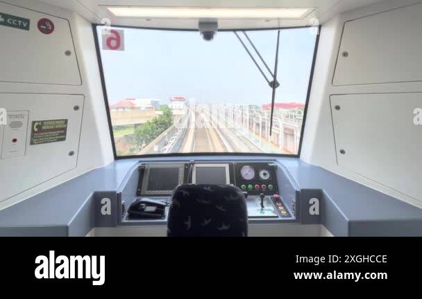Rail transit cockpit Stock Videos & Footage - HD and 4K Video Clips - Alamy