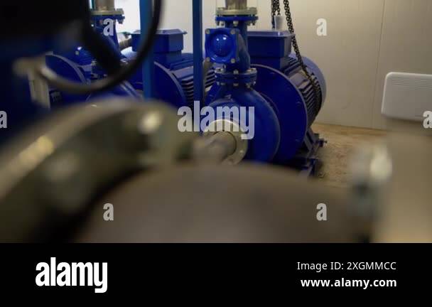 Pump system for pumping water to tanks. Machinery for fast and ...