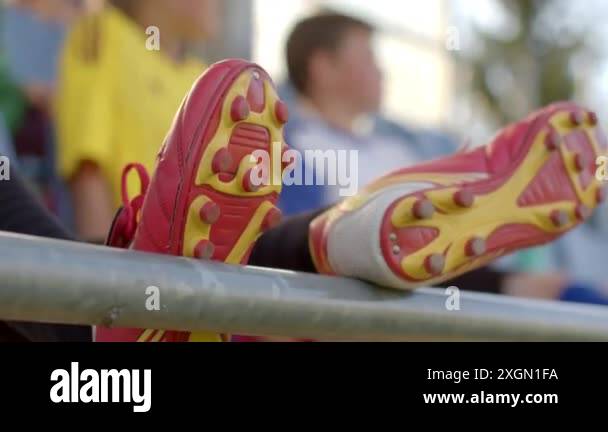 Legs elevated Stock Videos & Footage - HD and 4K Video Clips - Alamy