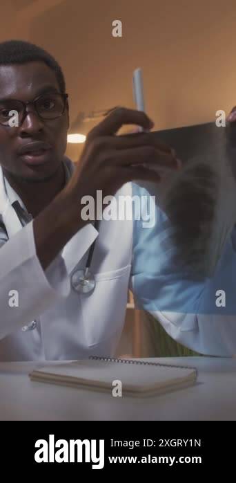 Vertical video. Virtual doctor. Lung diagnostic. Radiology checkup ...