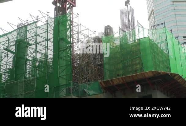 Scaffolding mesh Stock Videos & Footage - HD and 4K Video Clips - Alamy